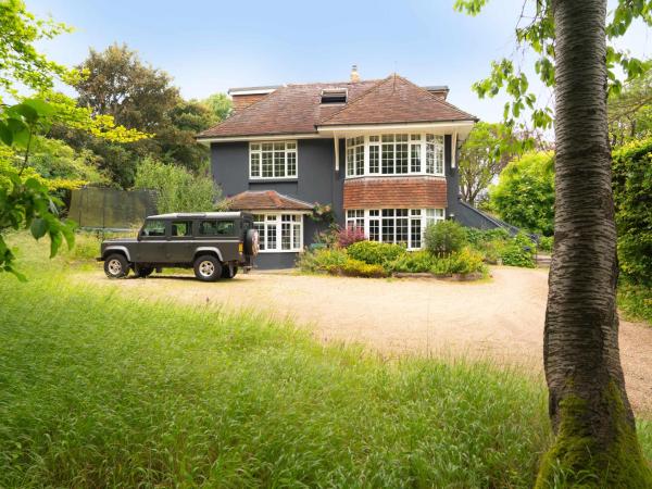 Country Home In Idyllic South Downs - Views, Free Parking For 7 Cars, Play Room, Steam Room, Fire Pit And More - Seaford