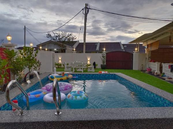 Villa 3 Bunga - Alor Gajah