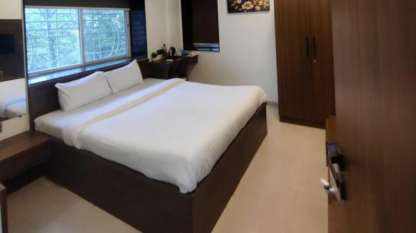 Hotel O Madhuban Colony Wakad - Pune