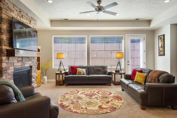 3br Retreat W Pool Near Golf And Nature Sleeps 10 - St. George, UT