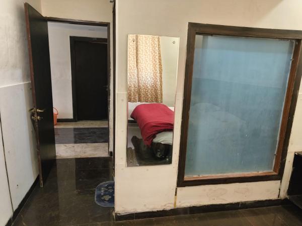 Hotel Opm - Agra