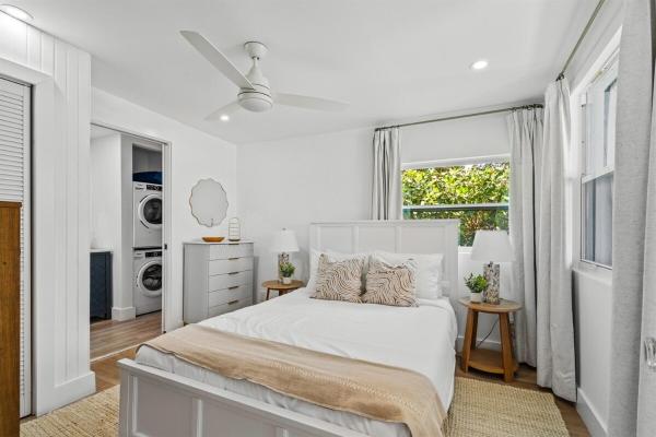 Walk To Atlantic Ave Pool Recently Renovated - Delray Beach, FL