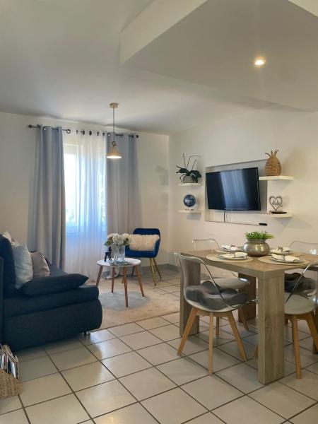 Nid Douillet A La Campagne - Bourgoin-Jallieu