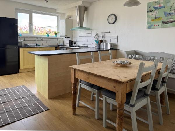 Lovely Spacious Bright Apartment Close To Falmouth Centre - St Mawes