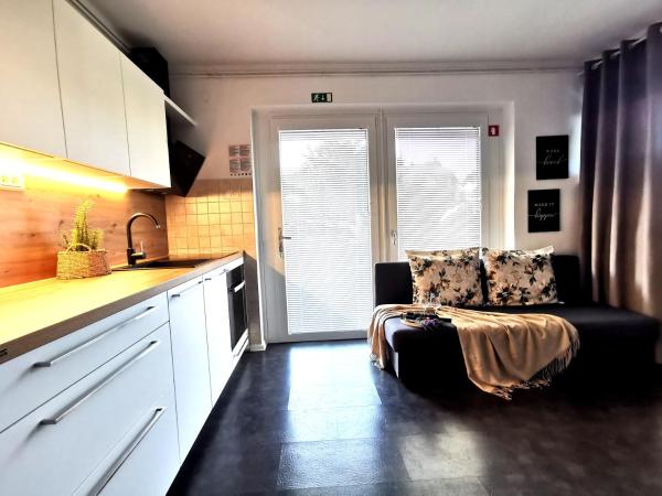 Apartmaji Ela 1 - Jagodje