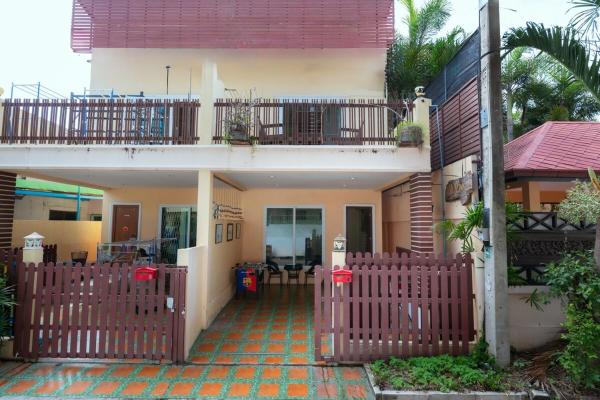 Small Posh Villa Near Pattaya Walking Street And Jomtien Beach - Jomtien