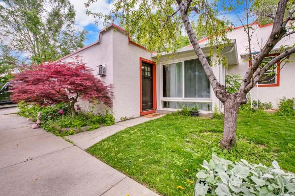 Earthy Pearl 1 Bedroom Suite At The Boise Depot - Aquarium of Boise, Boise
