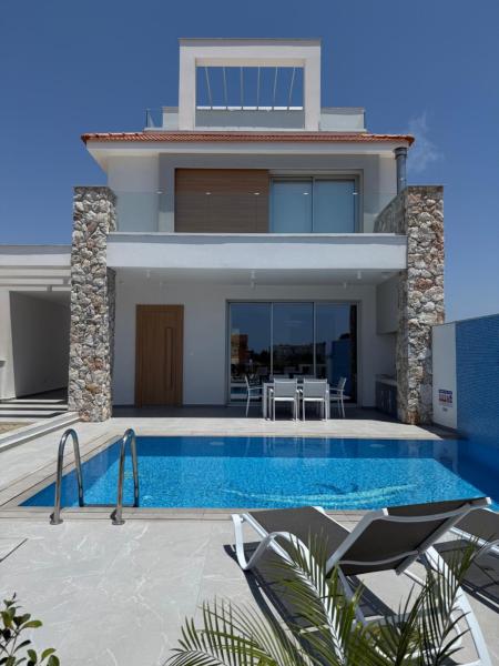 Theo Luxury Napa Villa - Agia Napa