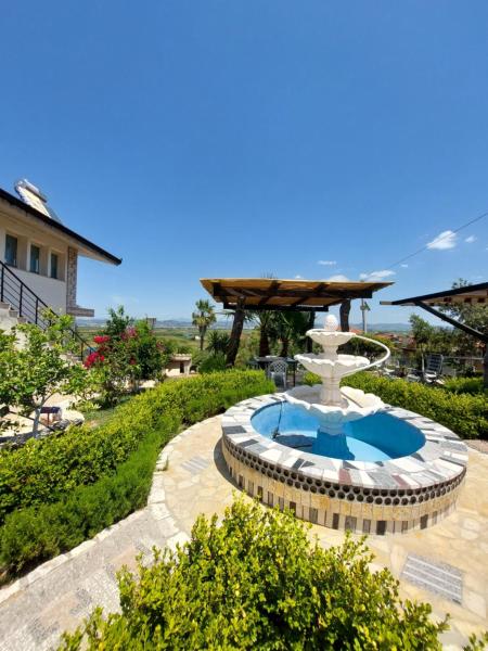 Vila Mozaik - Albania