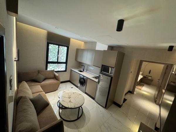 Sixty Three Hotel Suites - Rijad