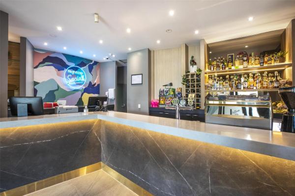 Royal Hotel By Nightcap Social - Tottenham