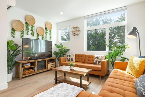 Designer 3b3b In Capitol Hill Pet Friendly - Seattle, WA