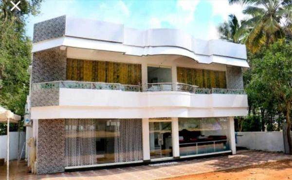 Pop 83622k Mughal Beach Resort - Kumarakom