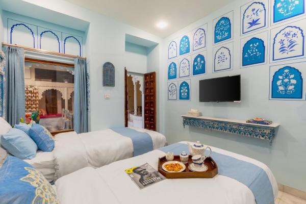 Saffronstays Rang Havelii Deluxe - 구자르트