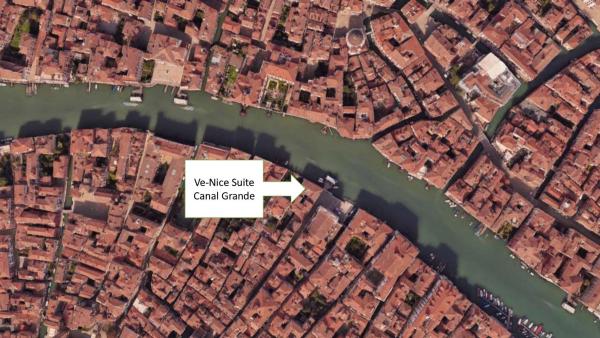 Ve-nice Suite Canal Grande Sc1979 - Venise