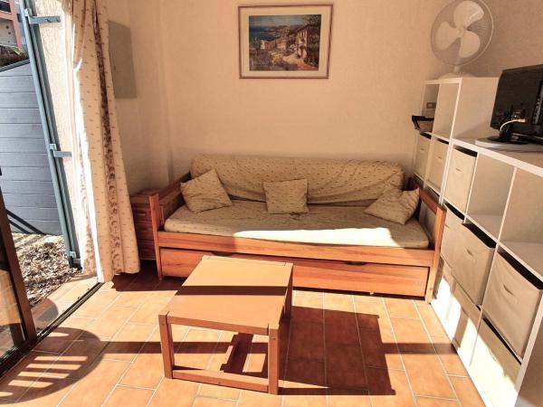 Studio Avec Coin-nuit, Piscine, Terrasse Et Parking à Sainte-maxime, Proche Plages Et Commerces - Fr-1-780-74 - Sainte-Maxime