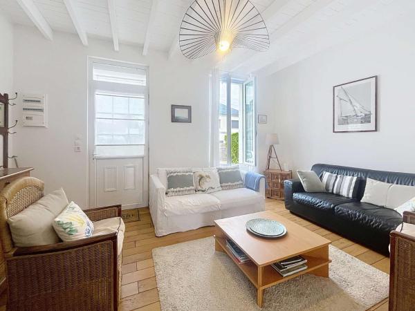Villa Au Calme Avec Jardin, Proche Plage Et Commerces, Wifi Et ÉQuipements Complets - Fr-1-361-117 - Jullouville
