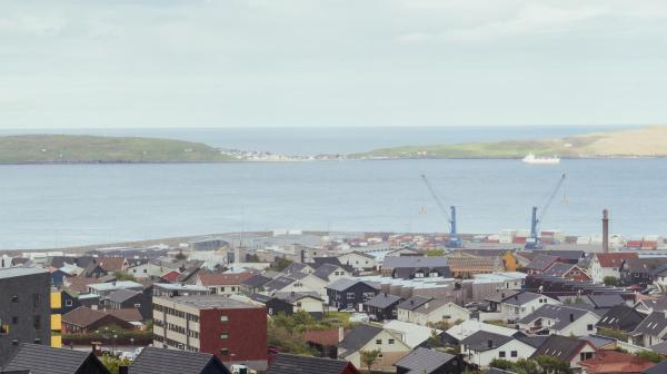 2 Br Ocean And City View Apartment - Faroe Islands