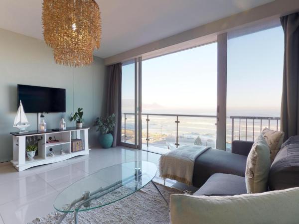 Infinity Serenity, Coastal Living With Views In Blouberg - Parklands