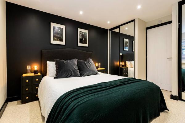 Northern Rest City Retreat - Sale