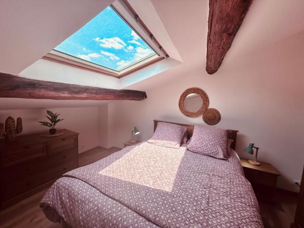 Nid Chaleureux En Provence - Nans-les-Pins