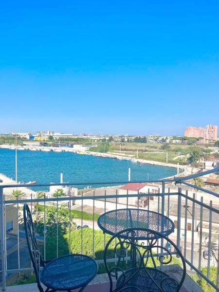 Mypuglia, Central Sea-view Suites In Brindisi - Brindisi