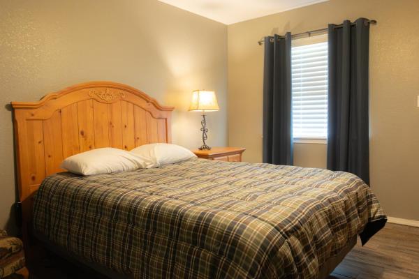 Lakeview Room 2 Queens - 20 - Lake Texoma