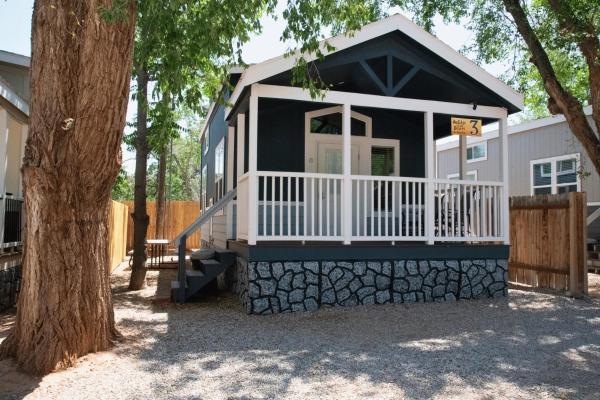 Edge Of The Desert Delicate Arch Cabin # 3 -