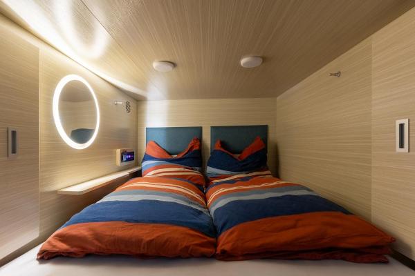 Mue Cubes - Capsule Hotel - Basel