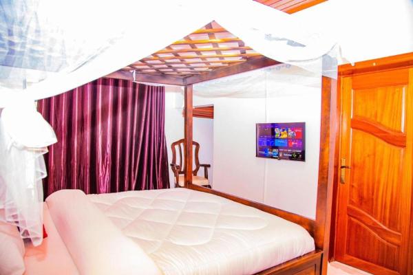 The Keza Hotel In Unique Quit Atmosphere - Rwanda