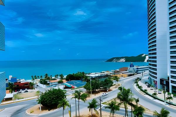 Belo Apt Com Vista P/ O Mar E ÓTima Localização. - Natal