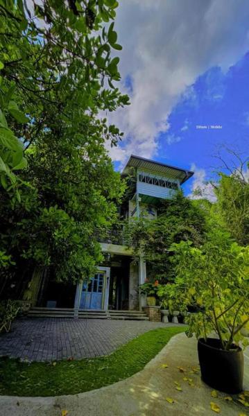 Ceylon Kingsmen Garden - Katunayake Airport Transit Hotels - Sri Lanka