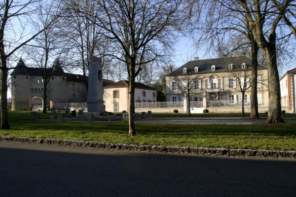 Château Mesny Gite Au Fil Des Pages - Moselle