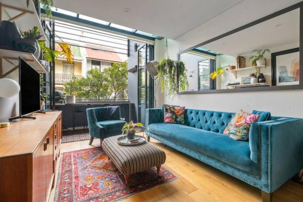 Urban Jungle Loft - A Leafy Alfresco Oasis - Surry Hills