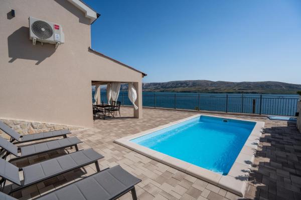 Villa Kamia - Luxury Seaview Villa With Private Heated Pool - Mandre