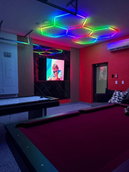 Relax & Play In Cape Coral Pool Bbq Family Fun - Burnt Store Marina