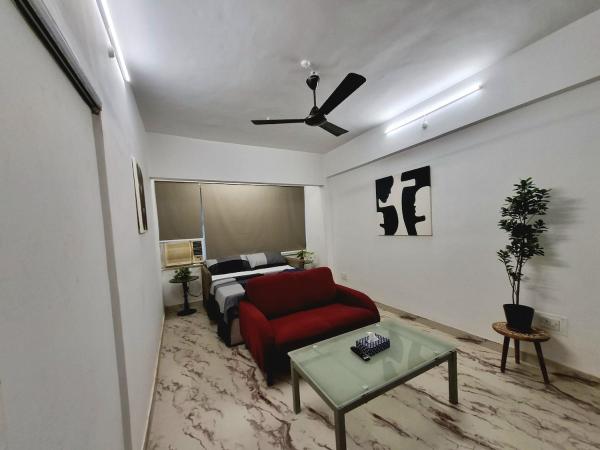 Enzo Studio Apartment At Pali Hill - Mumbai