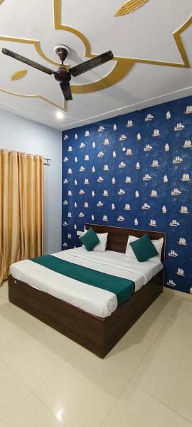 Hotel Skylight By Mukund - Vrindavan