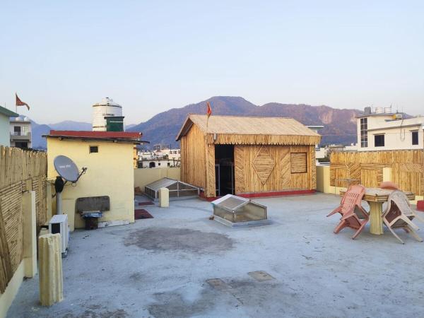 Stahouz Babaji's Abode Shared Dormitory - Haldwani