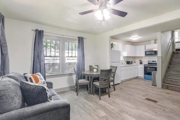4 Mi To Dtwn Charming Retreat In Wichita! - All Star Sports, Wichita