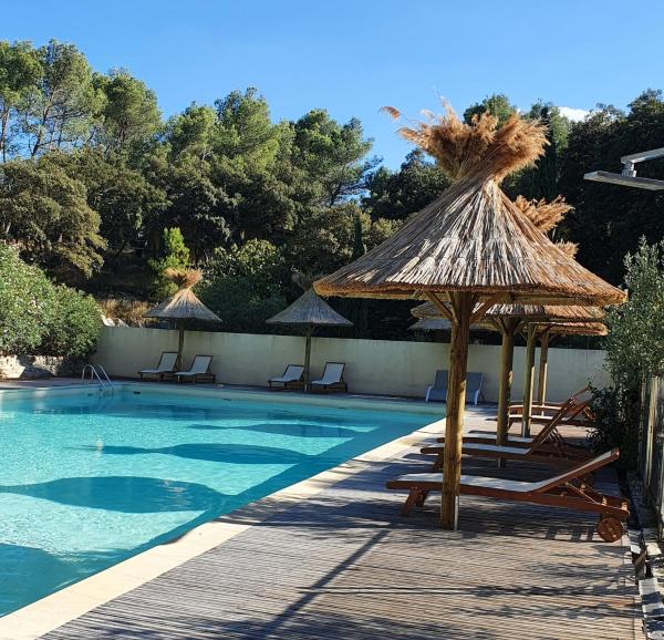 Camping Le Vallon Des Cigales - Salon-de-Provence