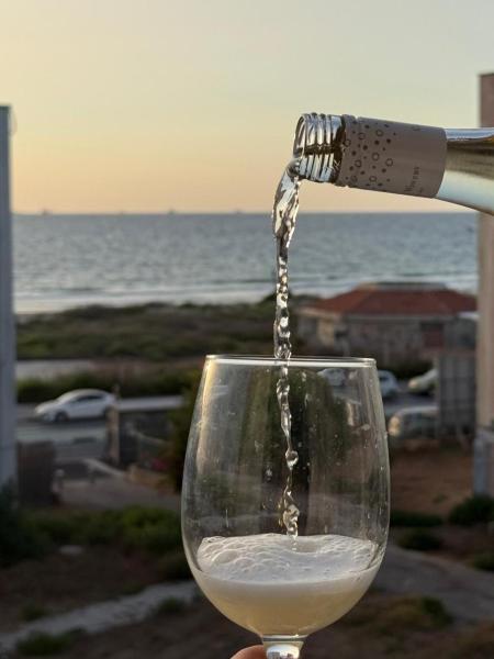 אירוח סמוך לים התיכון - Israël