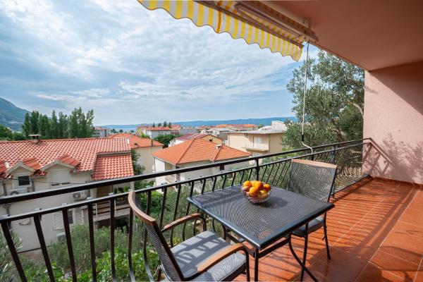 Apartments Zecic - Omiš