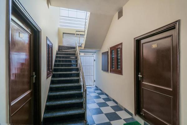 Hotel O Hi - Five Residency - Ludhiana