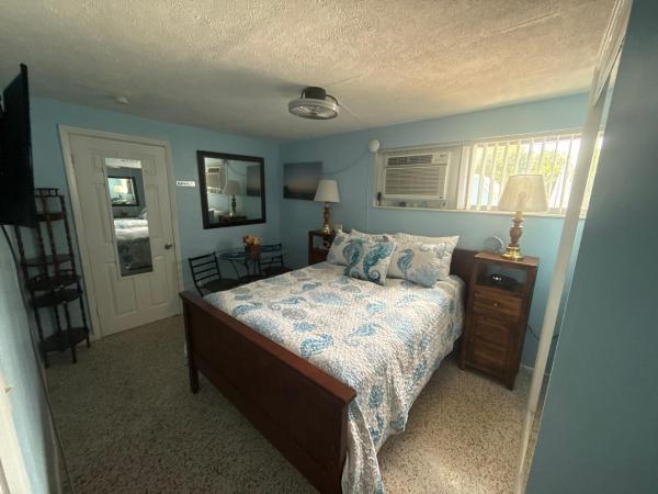 Studio Yunet - Anna Maria Island, FL