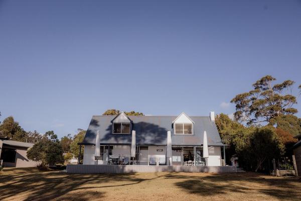 Cliff-top Retreat Ocean Views - Orford