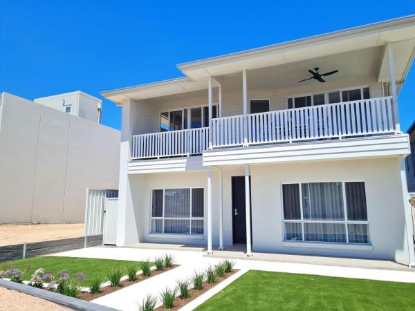 Jetty Nights - Moonta