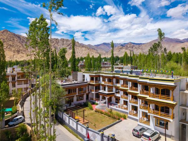 Hotel Bayshu - The Hosteller Leh - Leh
