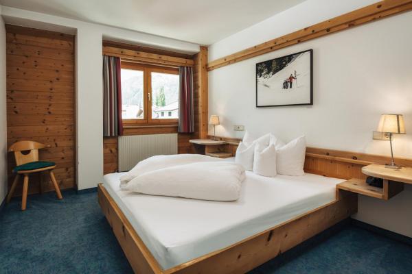 Ferienresidenz Raich - Appartements Mit Sky Wellness Und Garten - Fiss