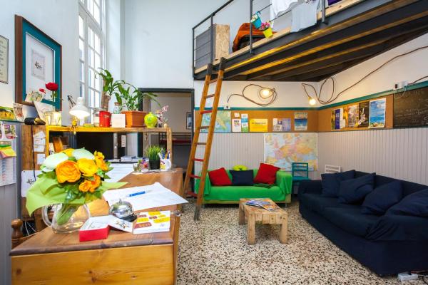 Ostellin Genova Hostel - Alps